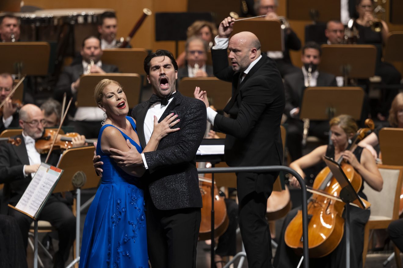 Crítica: Radvanovsky y Tetelman, estrellas en la noche cántabra ...
